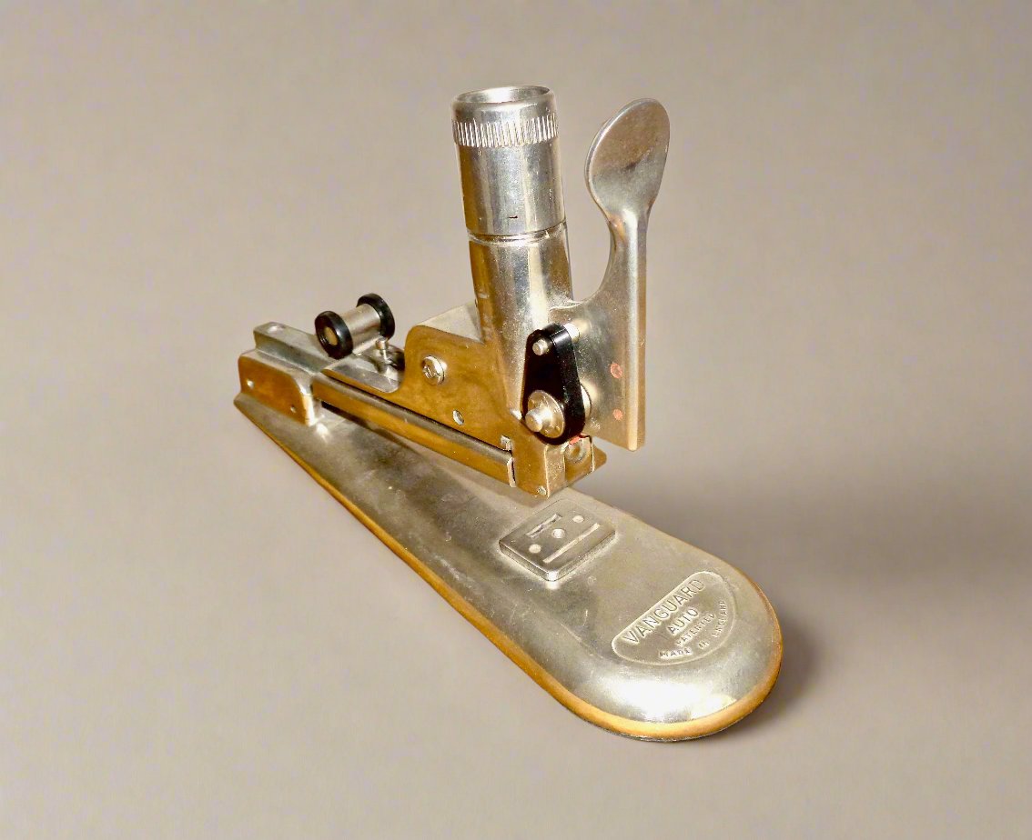 1930s Vanguard Auto Desk Stapler – Mullard Antiques and Collectibles