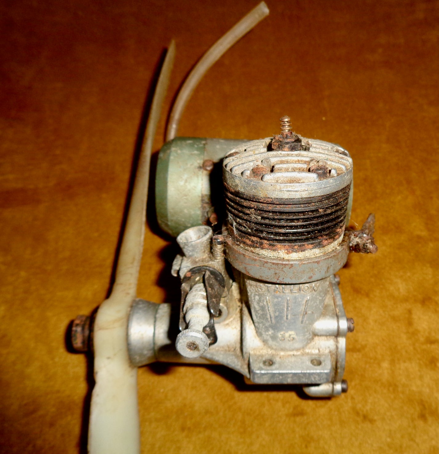 1960s K&B Stallion 35 Engine For Model Aircraft With Exhaust / Silence ...