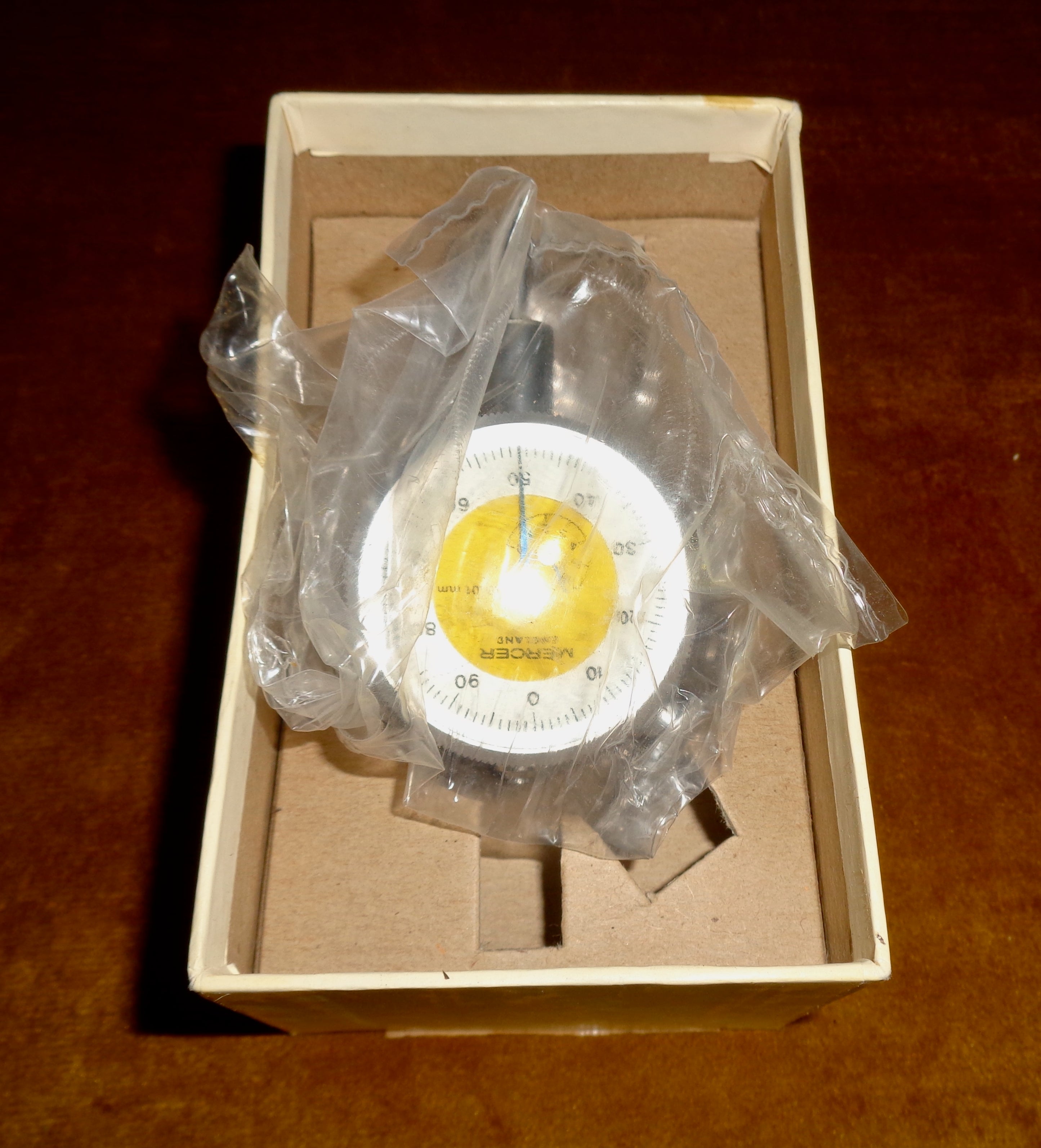 Analogue Mercer Dial Gauge Indicator 0.01mm – Mullard Antiques and ...