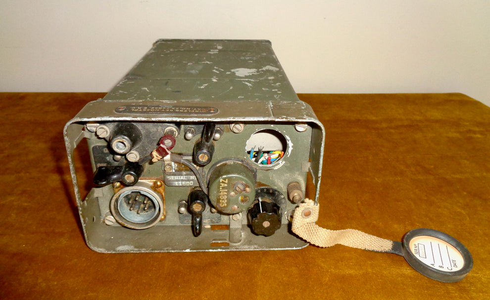 WW2 WS46 Military Man Pack Radio Transceiver ZA 29542 EKC – Mullard ...