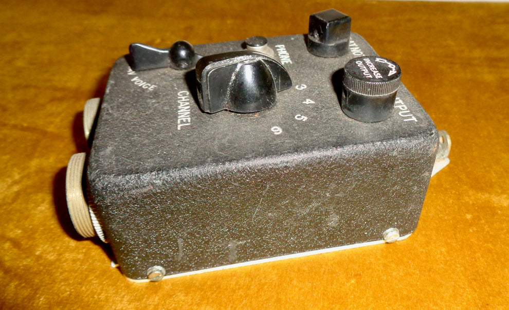 WW2 USAF Aircraft Radio Control Unit C35 / ARR-2A With Mounting Plate ...