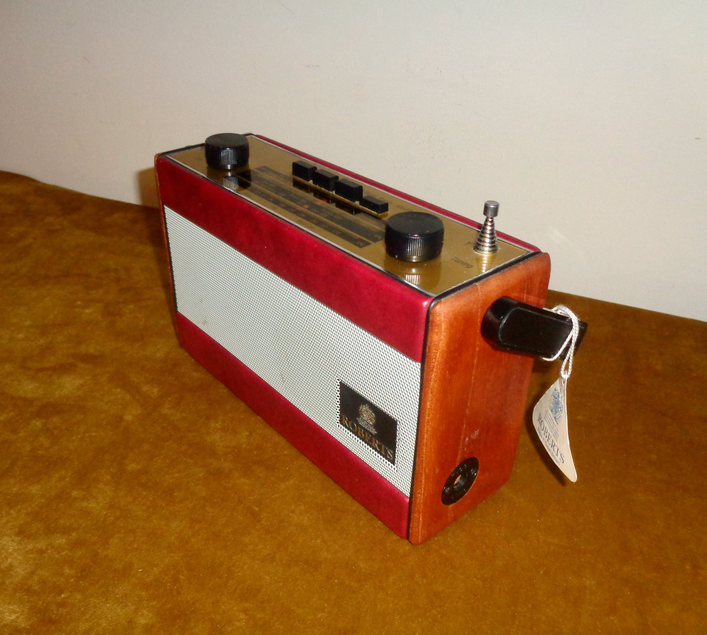 Vintage R757 Roberts Radio With Red Leatherette – Mullard Antiques and ...