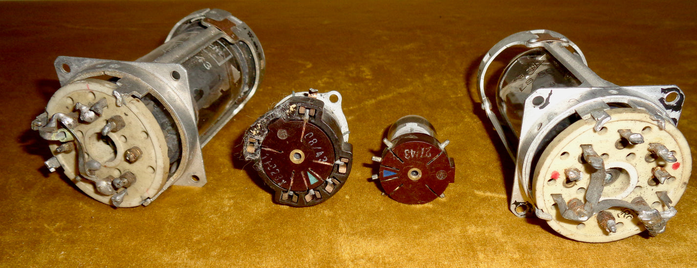 Set of Four WW2 German Telefunken Thermionic Valves – Mullard Antiques ...