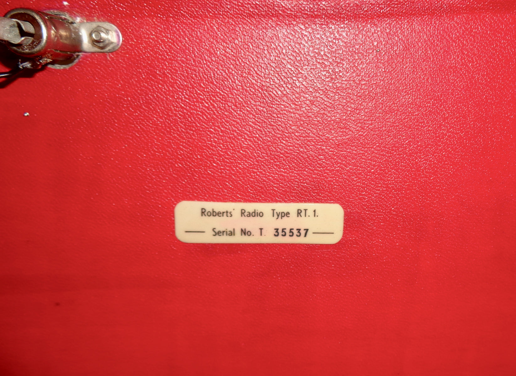 1950s Red Roberts RT1 Two Waveband LW/MW Transistor Radio – Mullard ...