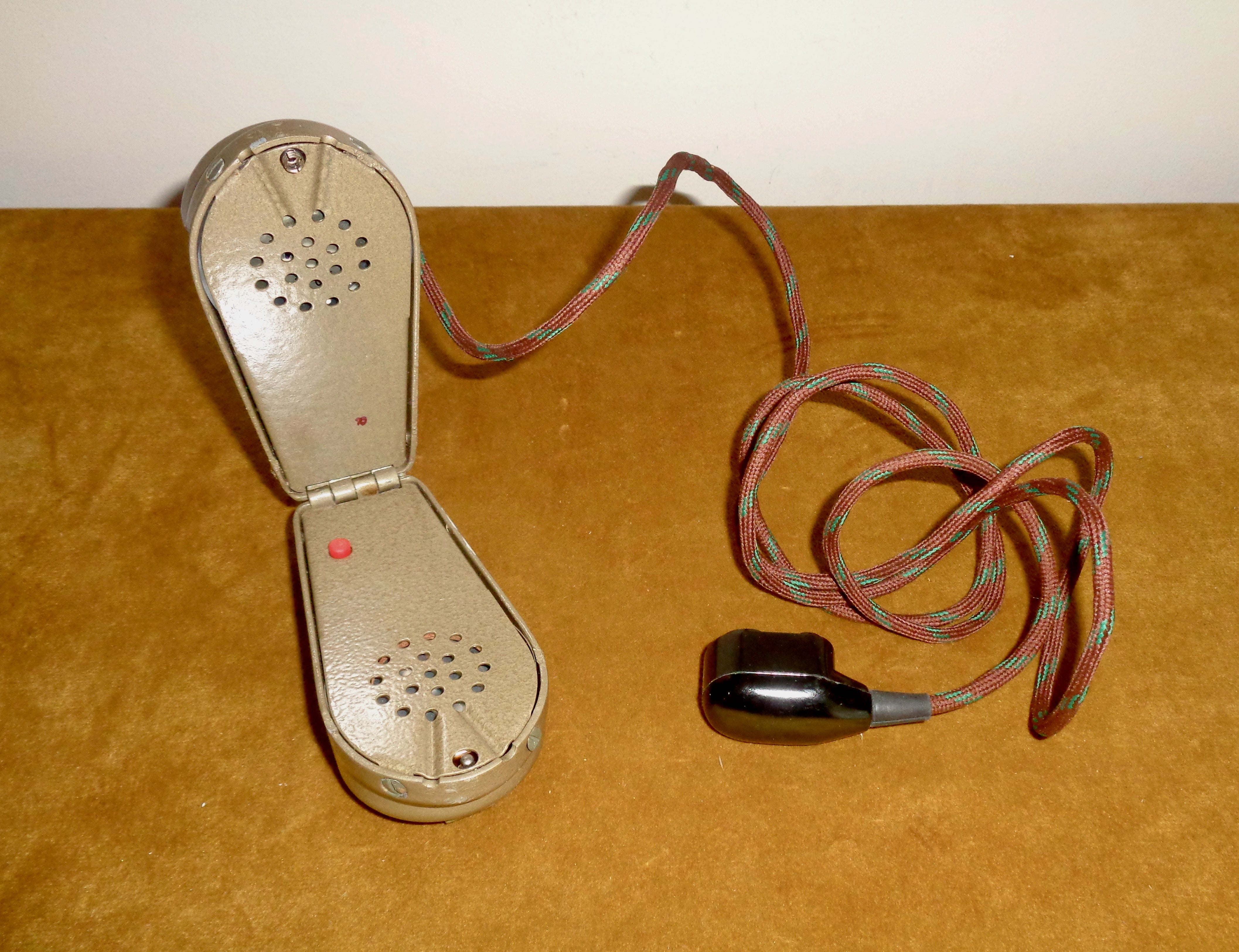 Vintage Czech Tesla Military Spy Set Radio Clamshell Microphone and Sp ...