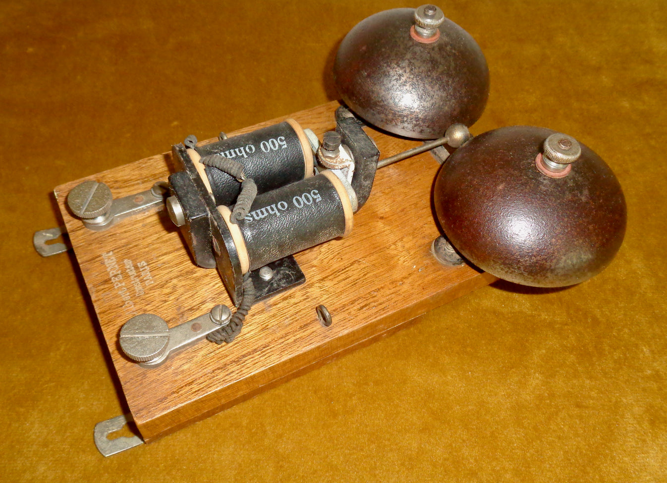 1937 Albert Pernet Paris 1000 Ohm Telephone Twin Bell Ringer Box. In W ...