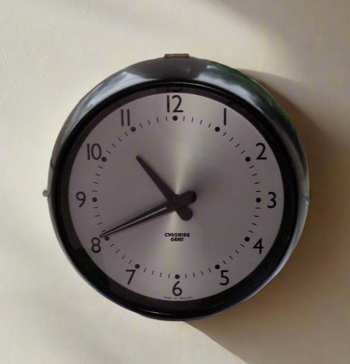 Vintage 9 Inch Chloride Gent Electric Slave Wall Clock – Mullard ...