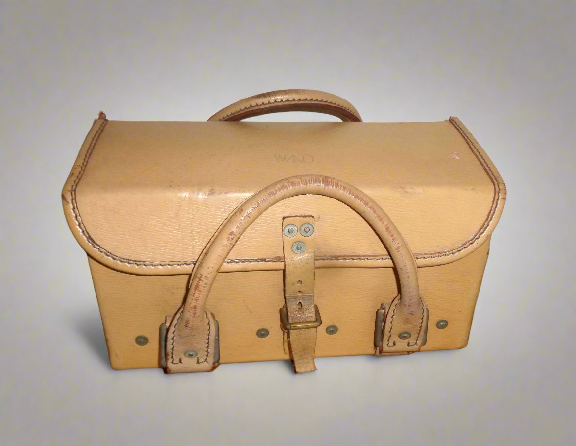 War Department Engineer's Leather Tool Bag. Riveted With Metal Interio ...