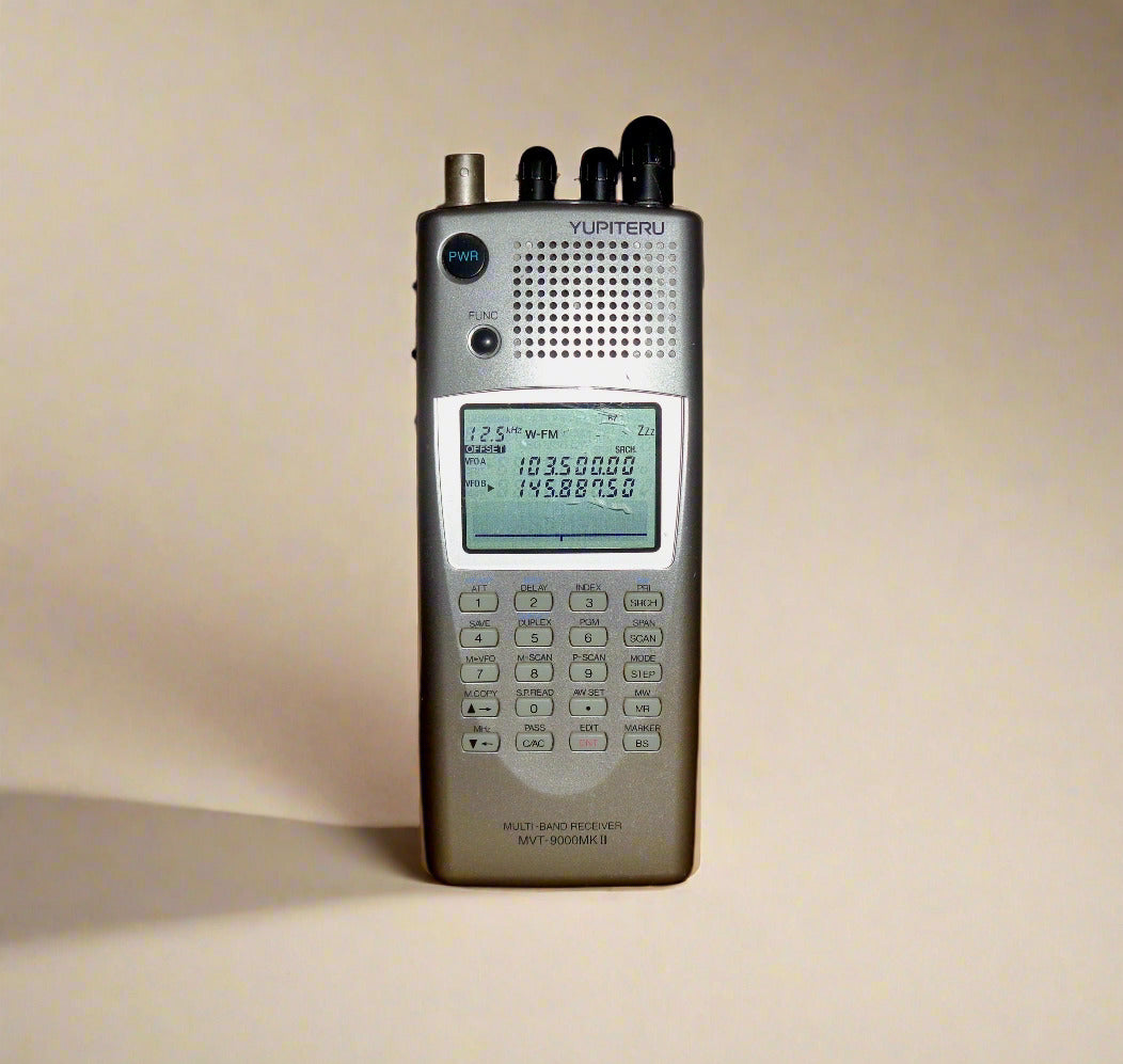 Yupiteru MVT-9000 MkII Multiband Handheld Receiver / Scanner 12 Volts ...