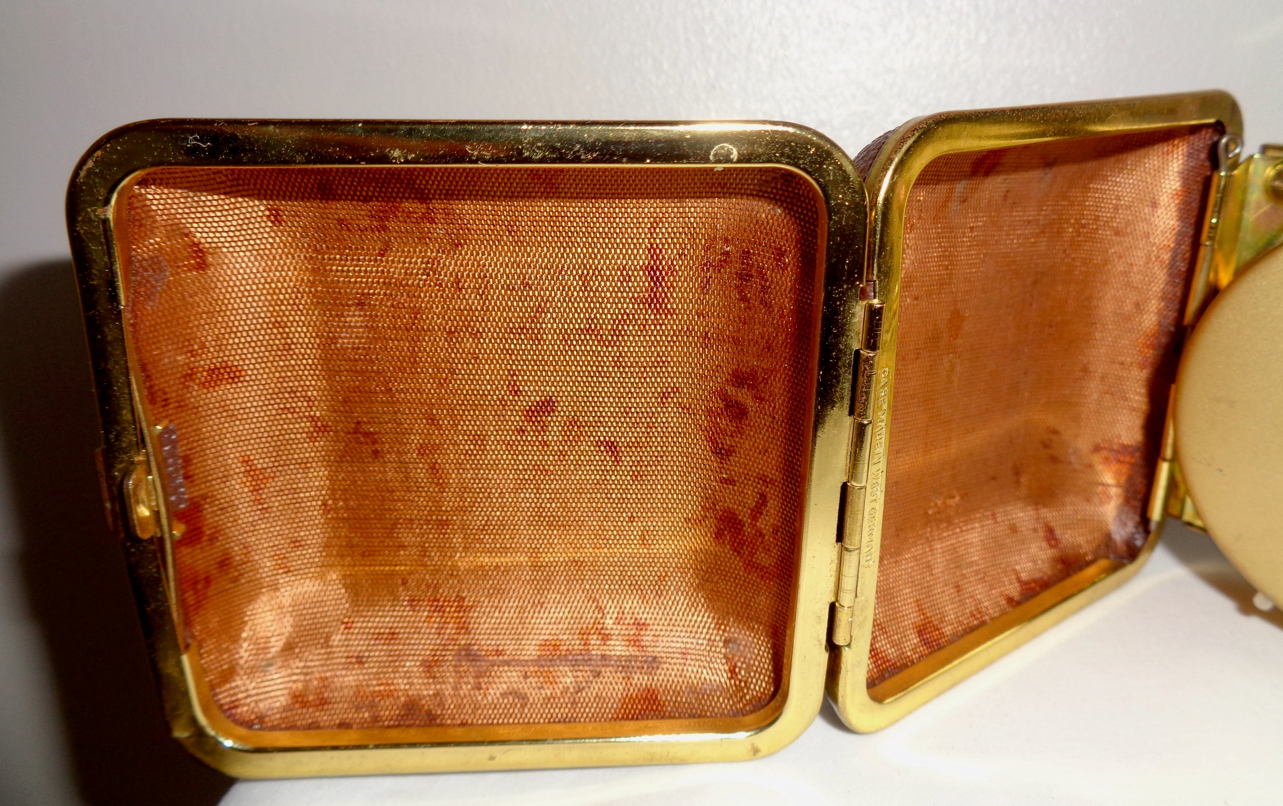 Vintage Salvest Folding Travel Alarm Clock – Mullard Antiques and ...
