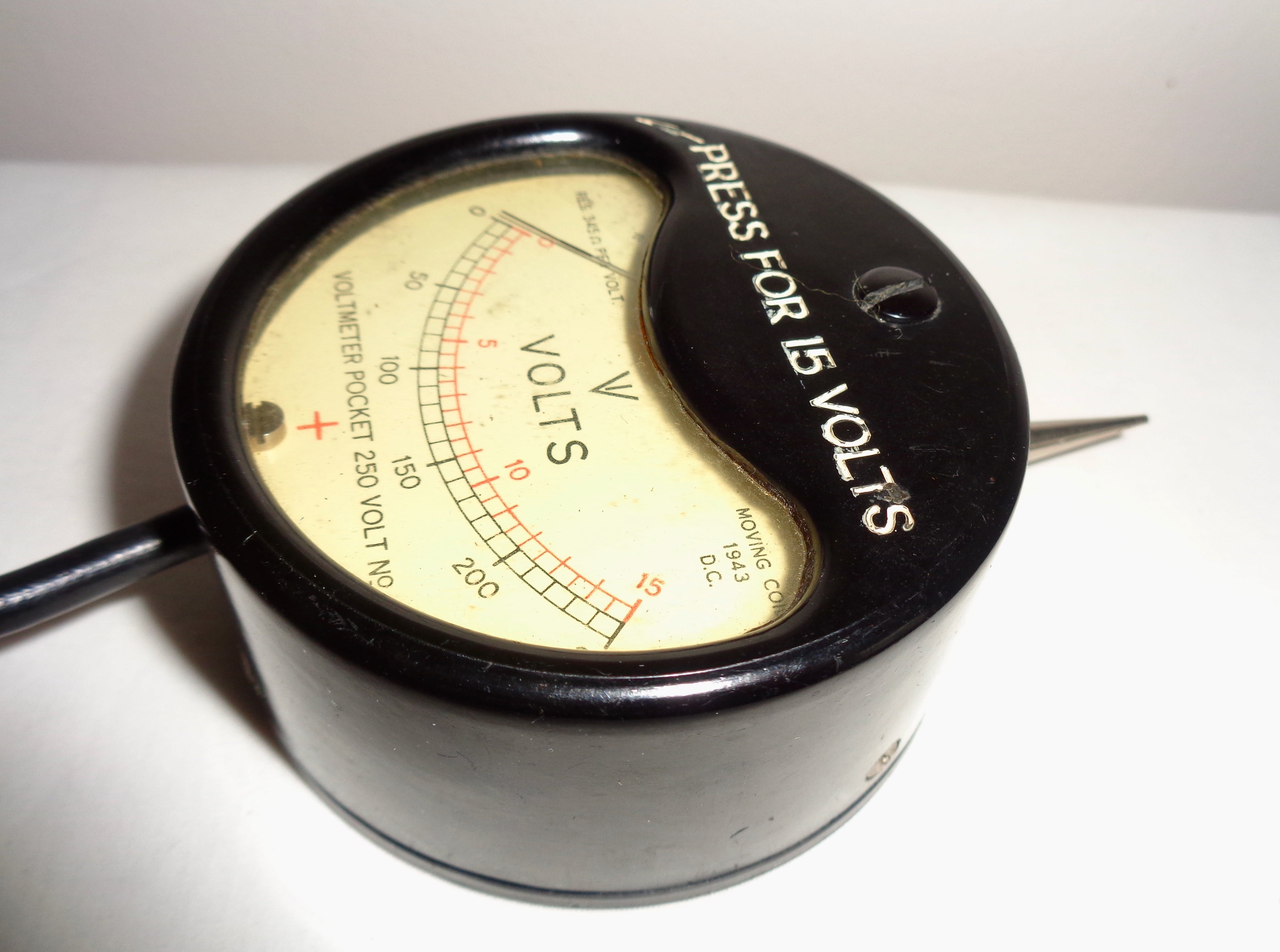 WW2 1943 British Army Moving Coil Voltmeter Pocket 250 Volt No.2 ZA737 ...