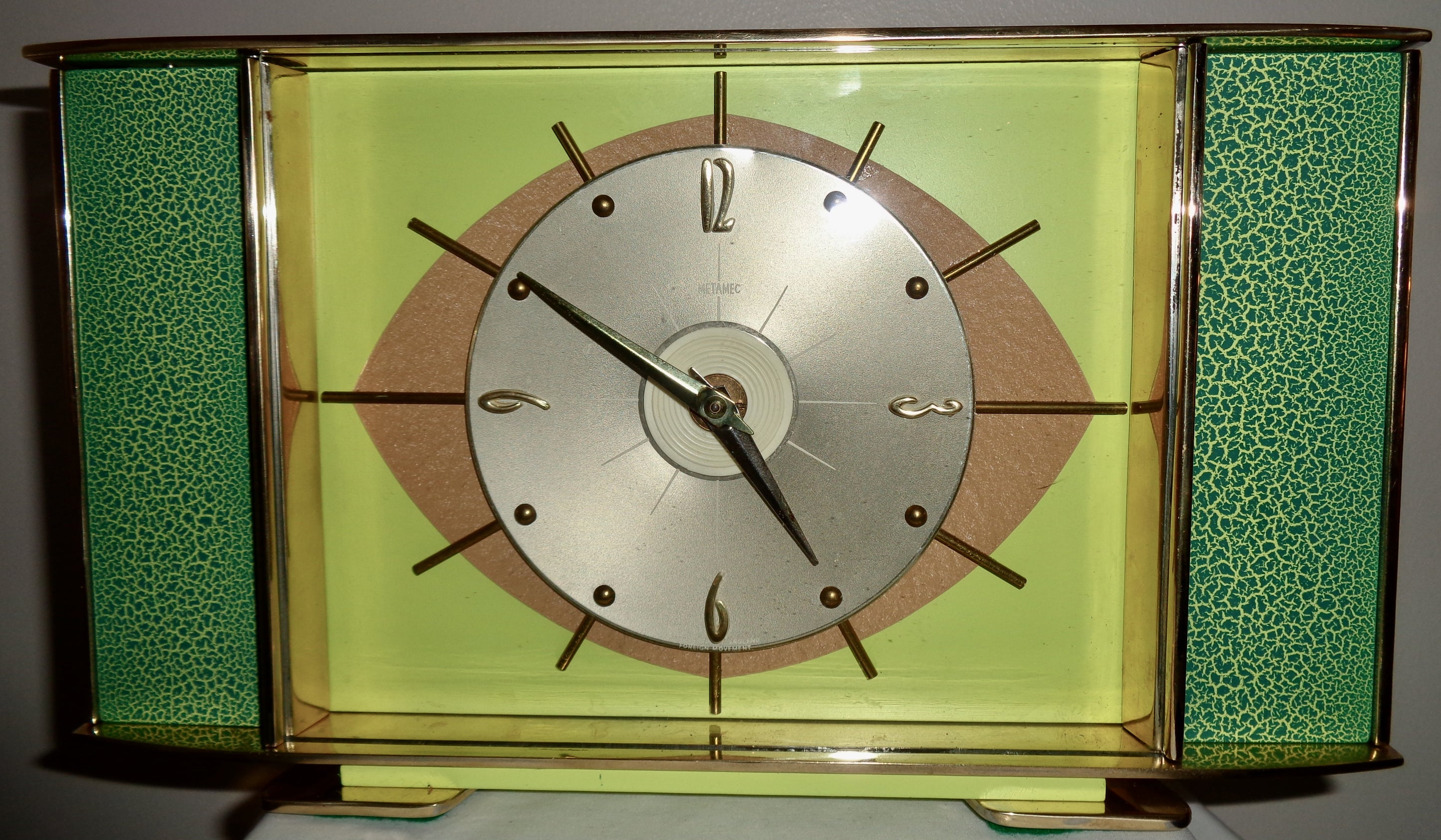 Vintage METAMEC Atomic Eye Shelf/Mantle Clock In Brass With Green Crac ...