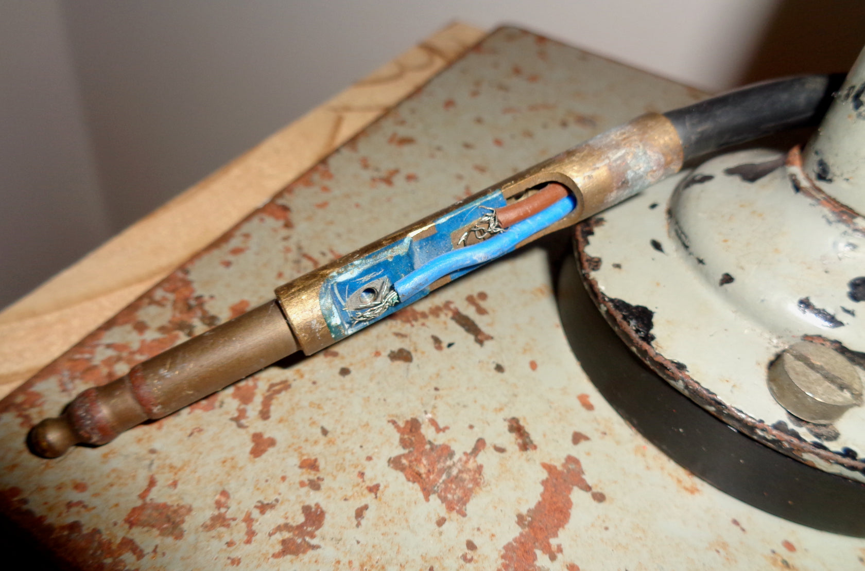 4069A Microphone Plug And Desk Stand For A 630A or STC 4021 Apple and ...