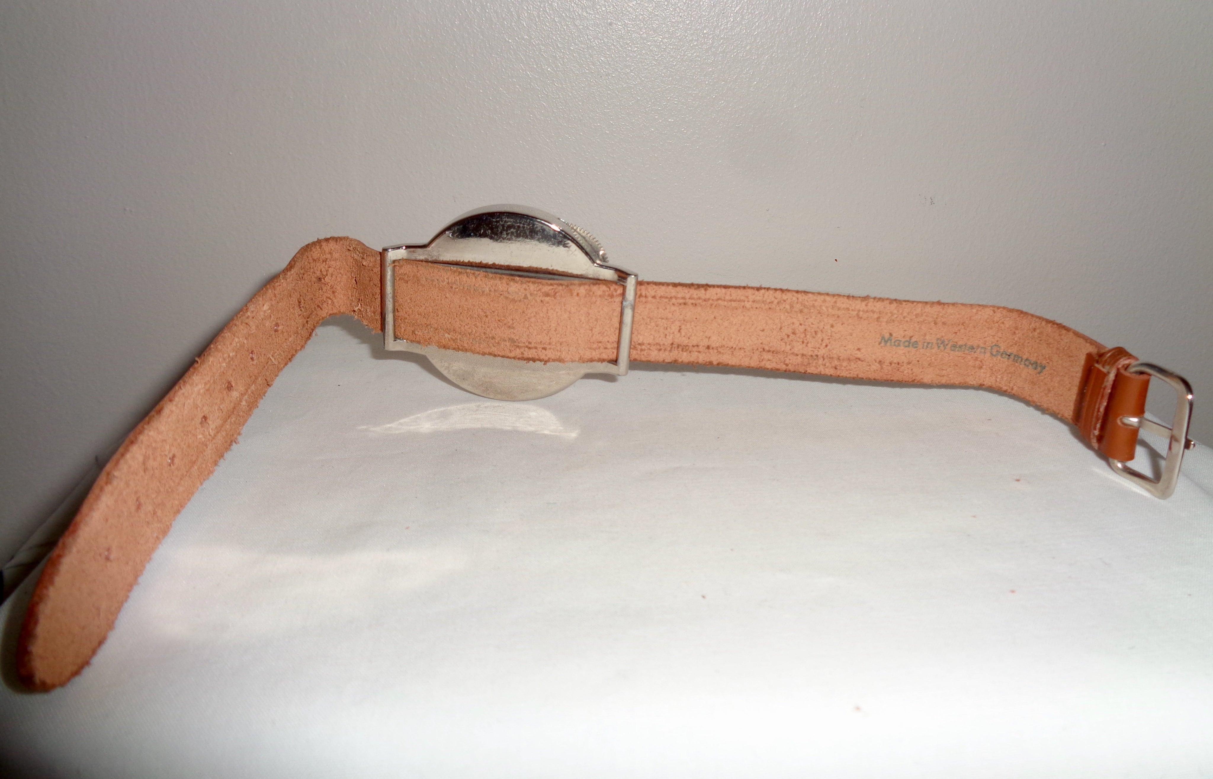 1960s Mechanical West German Ankle Pedometer In Original Box – Mullard ...