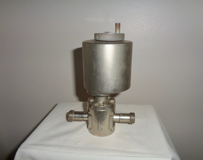 Sivers Lab Detector Frequency Meter Type SL5585 5.4 to 8.6GHz – Mullard ...