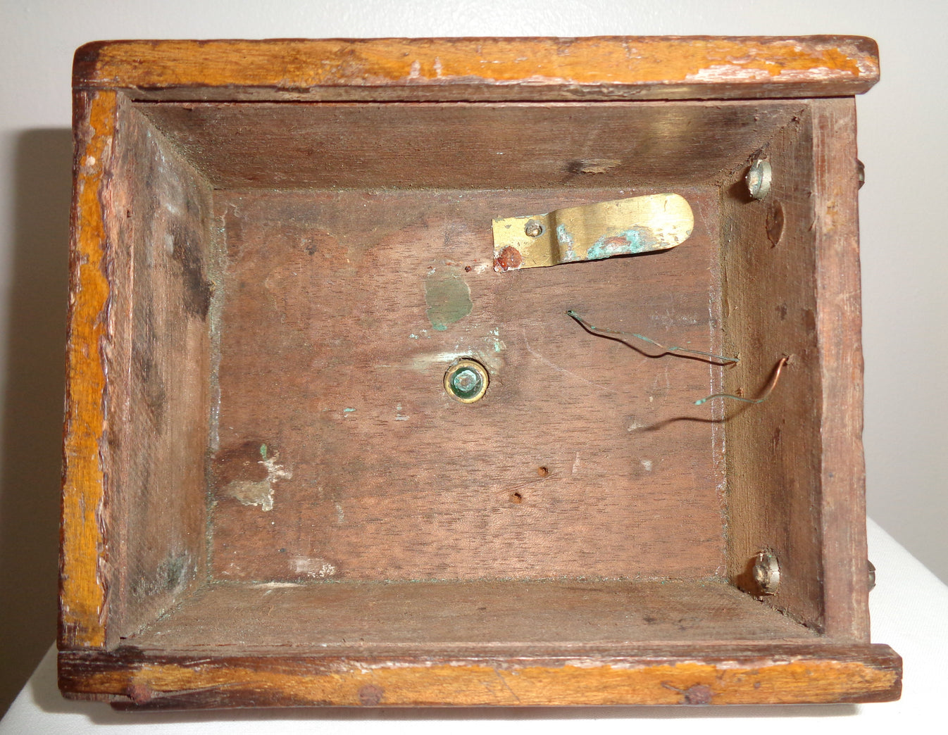 Antique Ever Ready UK Bullseye Bulb Torch / Hand Lamp In A Wood Case ...