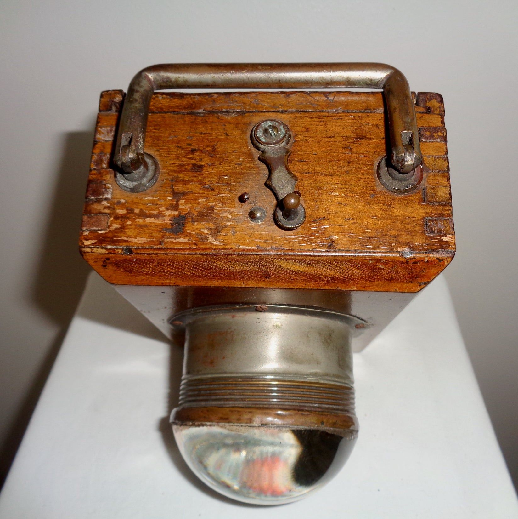 Antique Ever Ready UK Bullseye Bulb Torch / Hand Lamp In A Wood Case ...