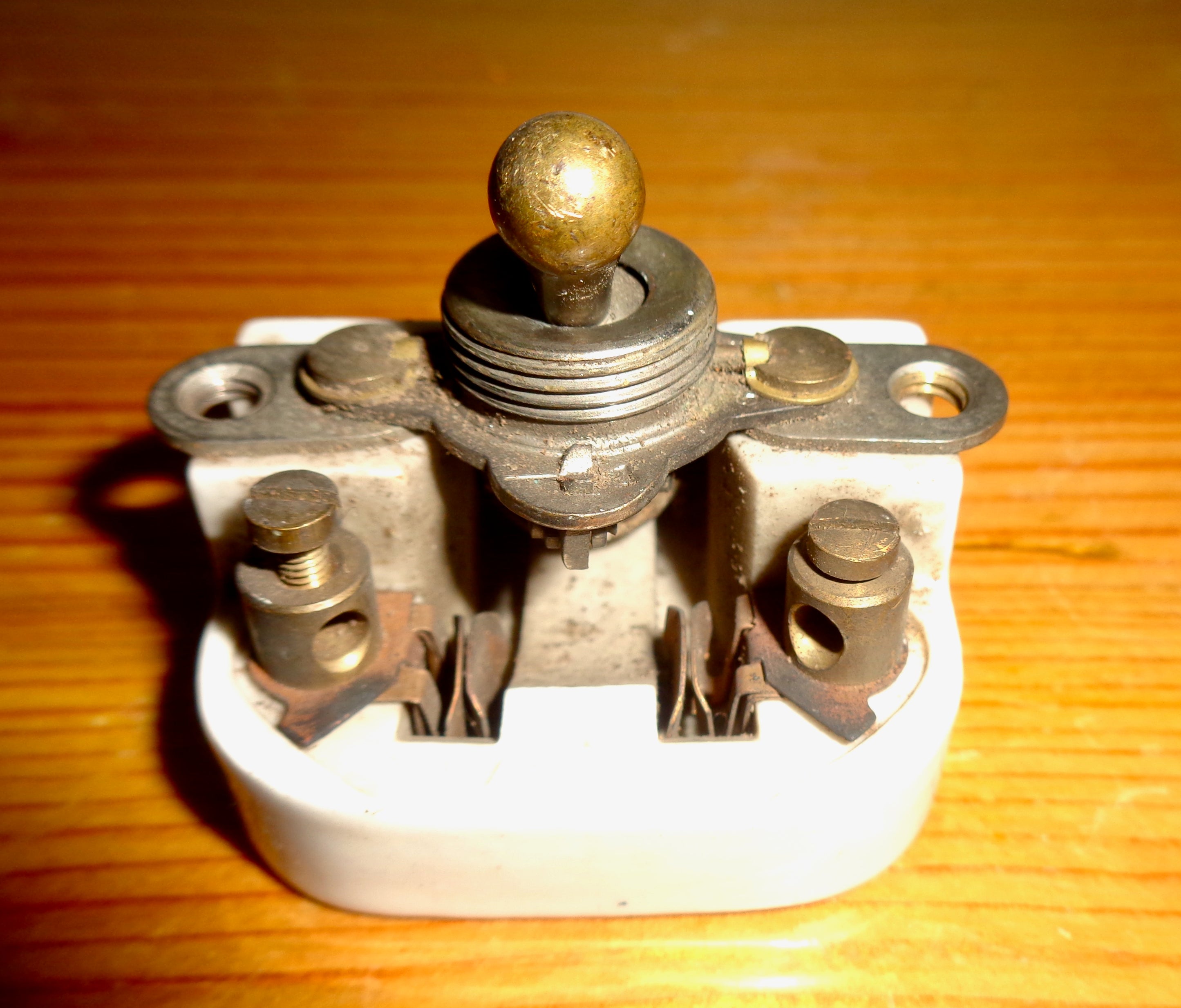 Vintage Crabtree Brass / White Ceramic British Toggle Light Switch Wit ...