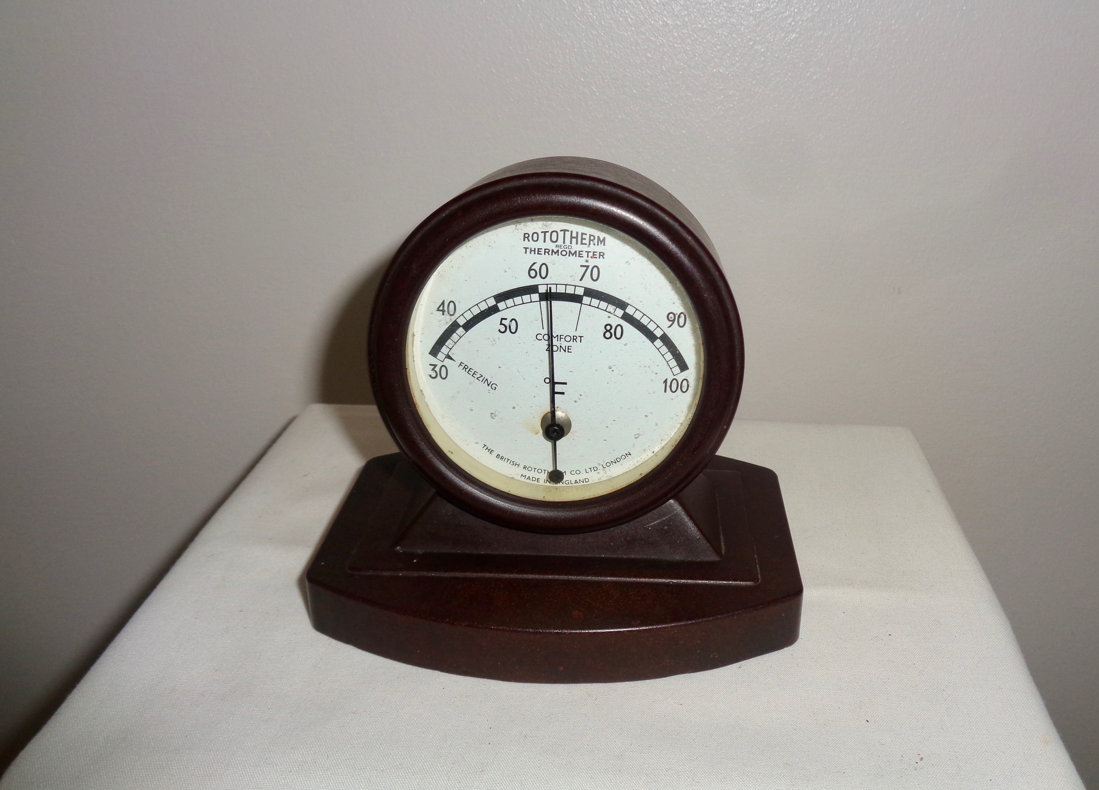 Vintage Brown Bakelite Rototherm Thermometer – Mullard Antiques and ...