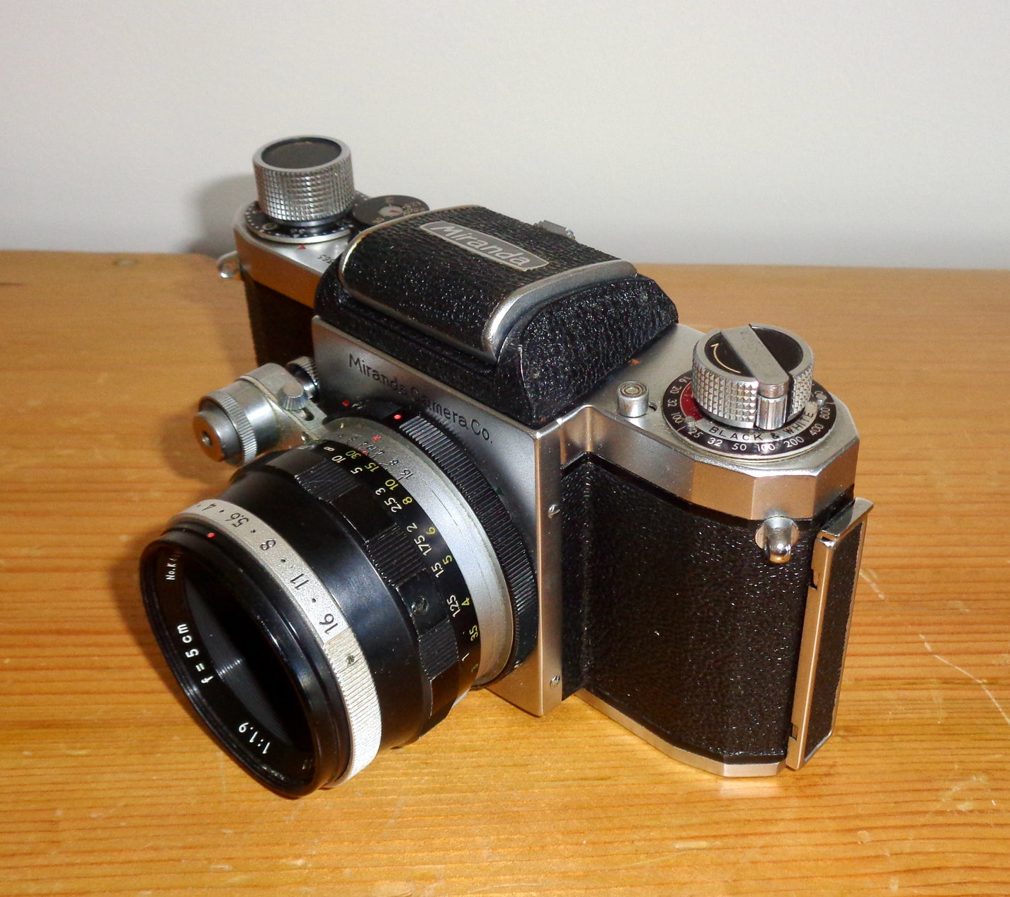 Miranda S 35mm SLR Camera With Miranda Soligor 50mm f1.9 Lens – Mullard ...