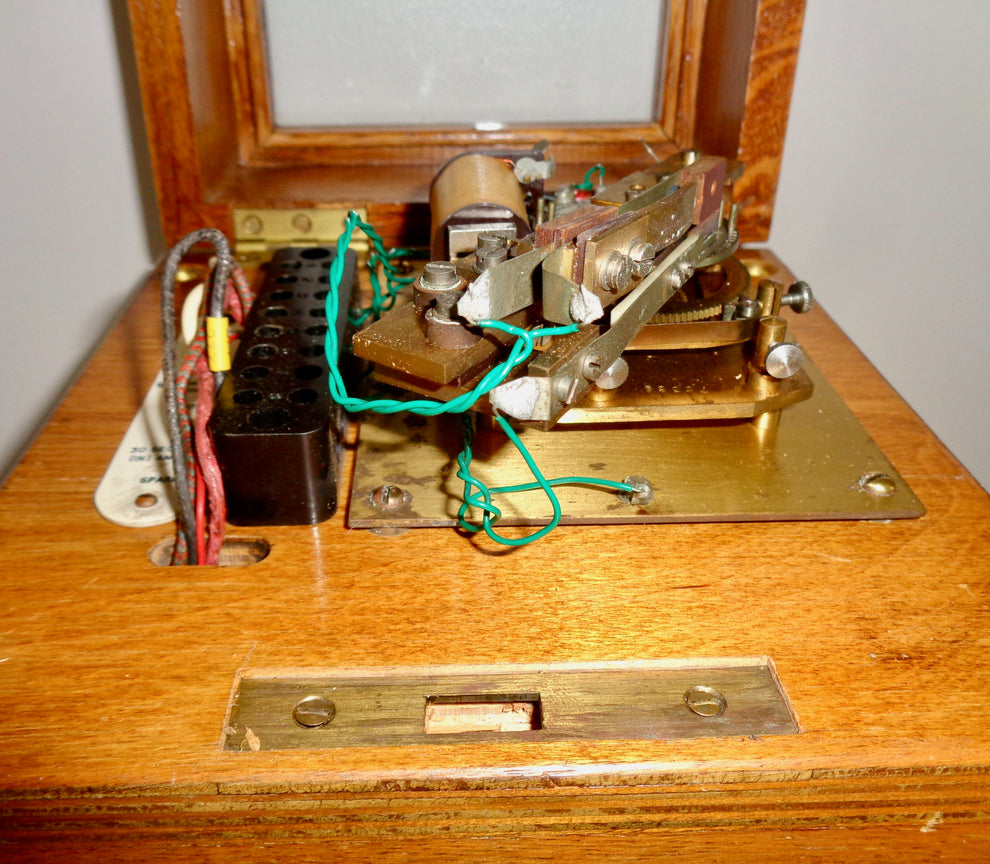 Vintage GPO Electrical Clock Pulse Type 62A – Mullard Antiques and ...