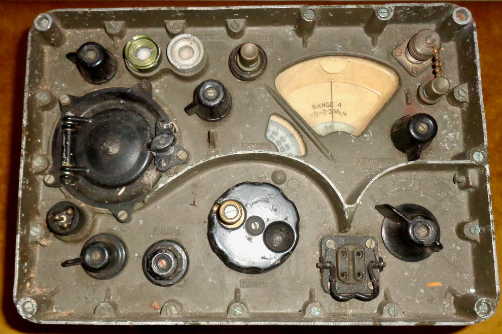 1940s Military R209 Radio Reception Set Telegraftropperns SMB Station ...