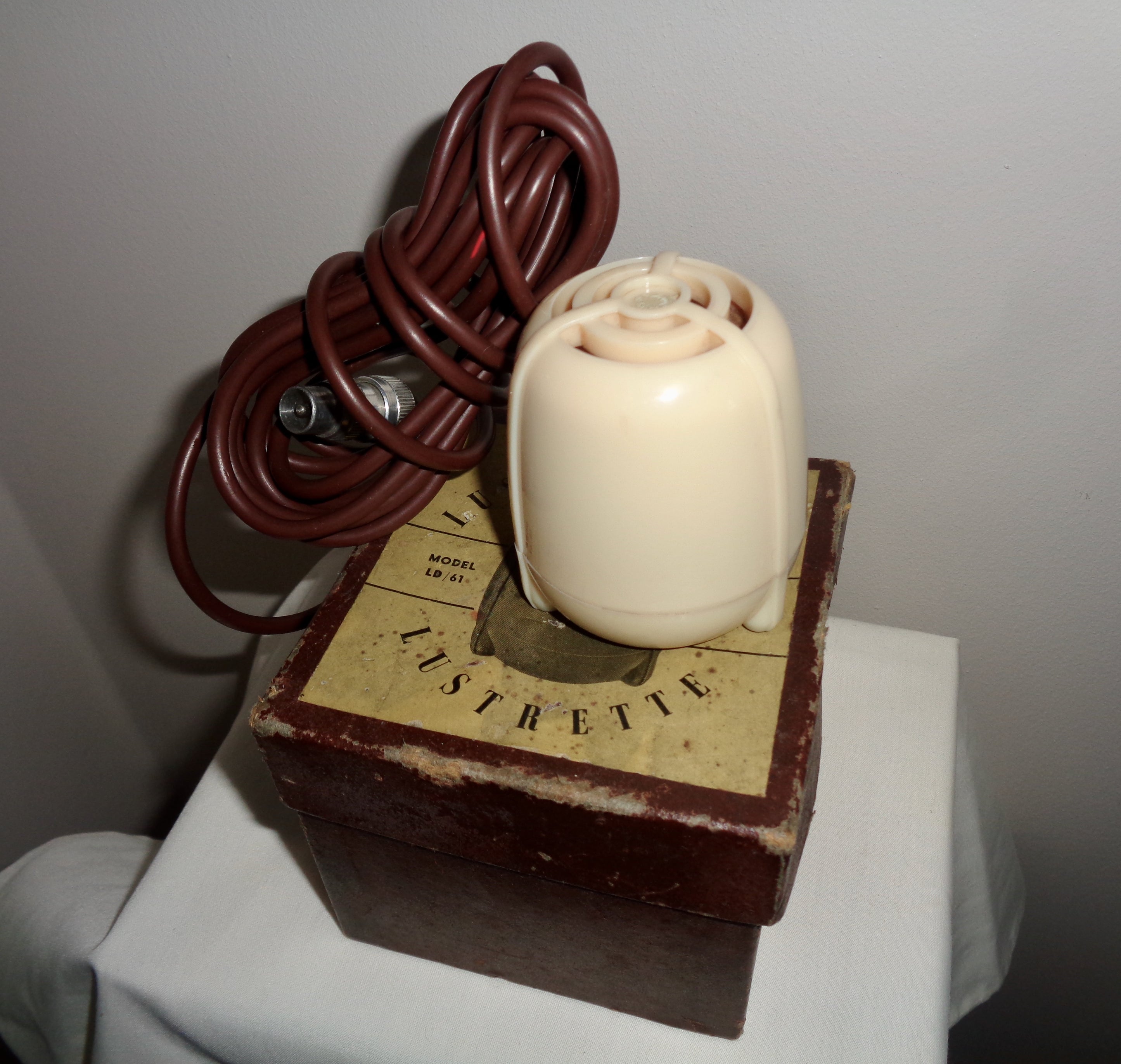 1950s Lustraphone Model LD/61 Lustrette Dynamic Desk Microphone ...