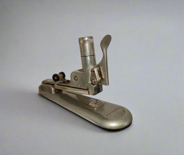 1930s Vanguard Auto Desk Stapler – Mullard Antiques and Collectibles