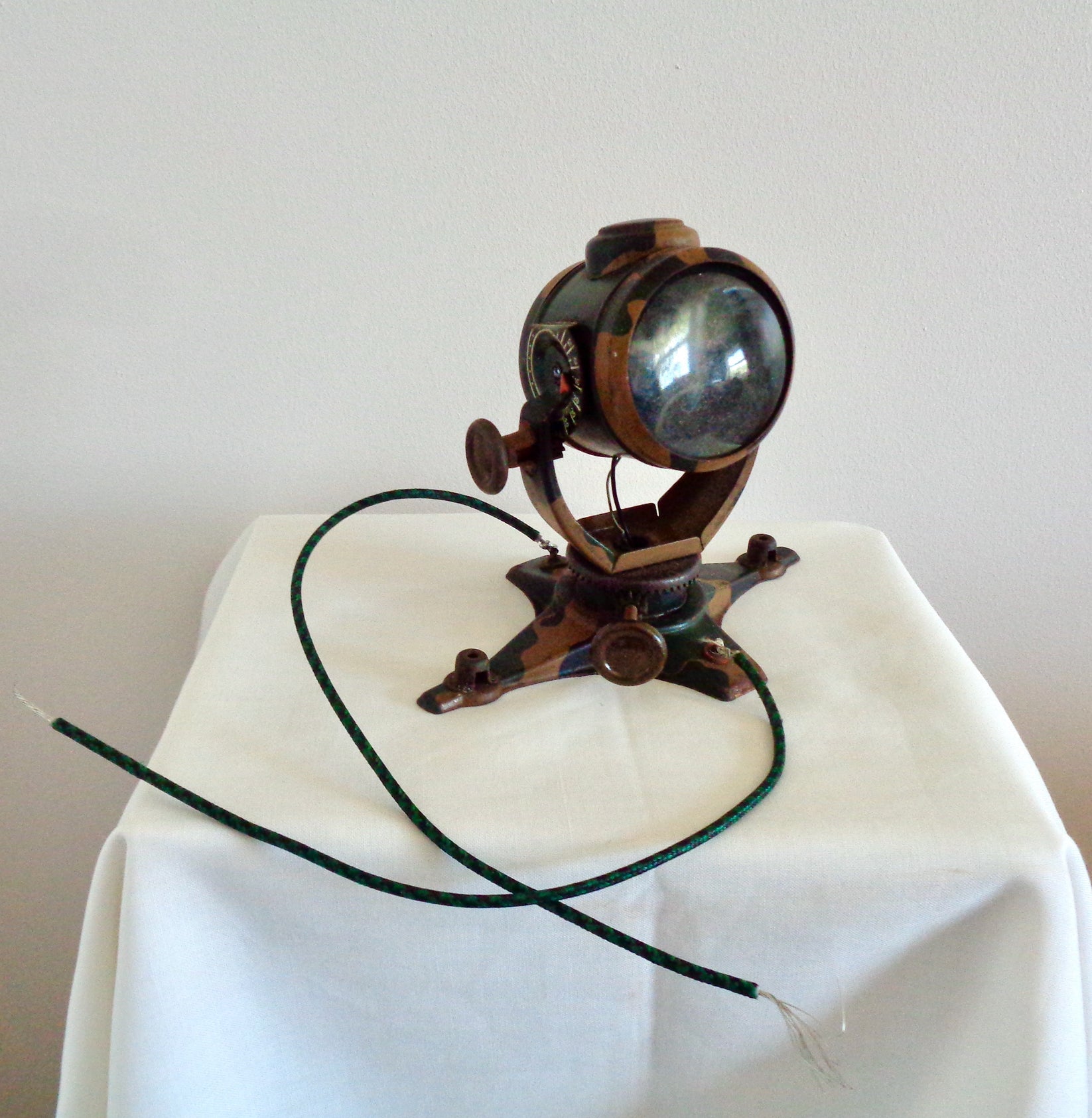 WW2 Tippco Tinplate Toy Searchlight In Working Condition – Mullard ...