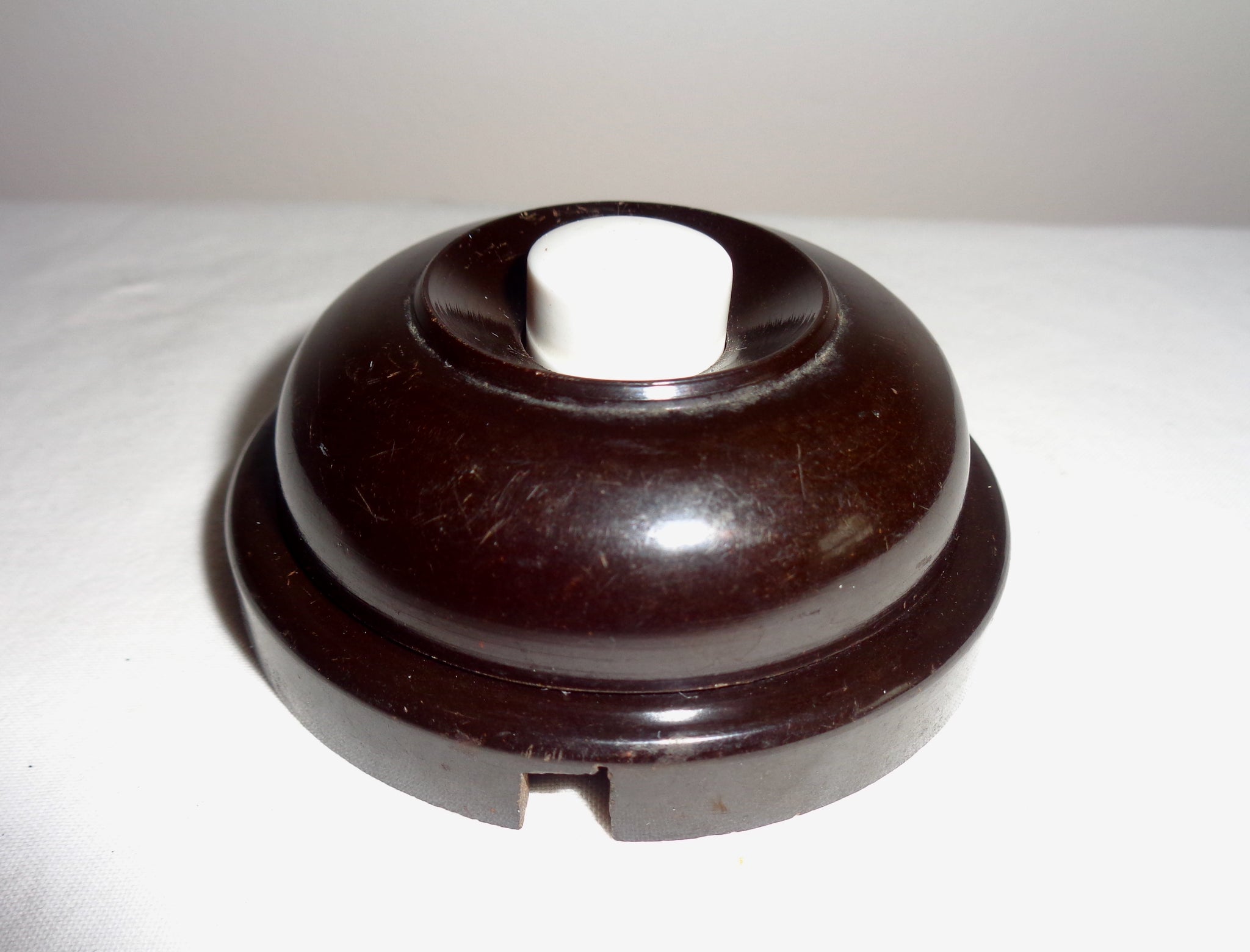 1930s Agro Bakelite Door Bell Push – Mullard Antiques and Collectibles