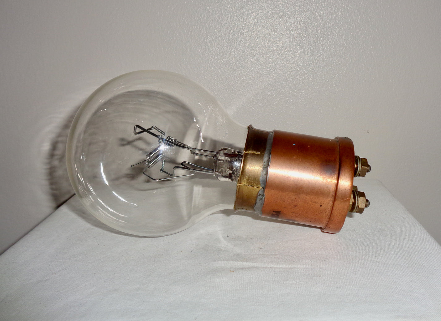 1961 Avro Vulcan GEC 26V/500W 28V/280W Twin Filament Landing Light Bul ...