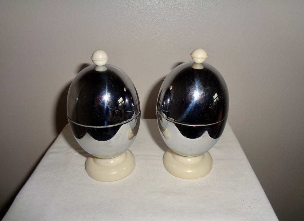 1940s Vintage Heatmaster Insulated Egg Cups Boxed Pair – Mullard ...