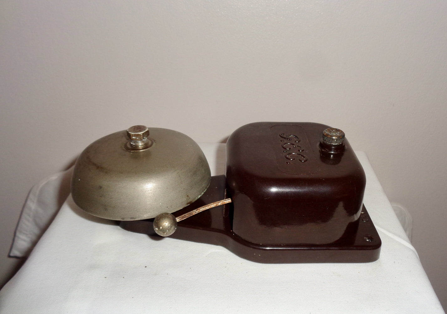 Vintage Working GEC Electric Butler Alarm Internal Door Bell – Mullard ...