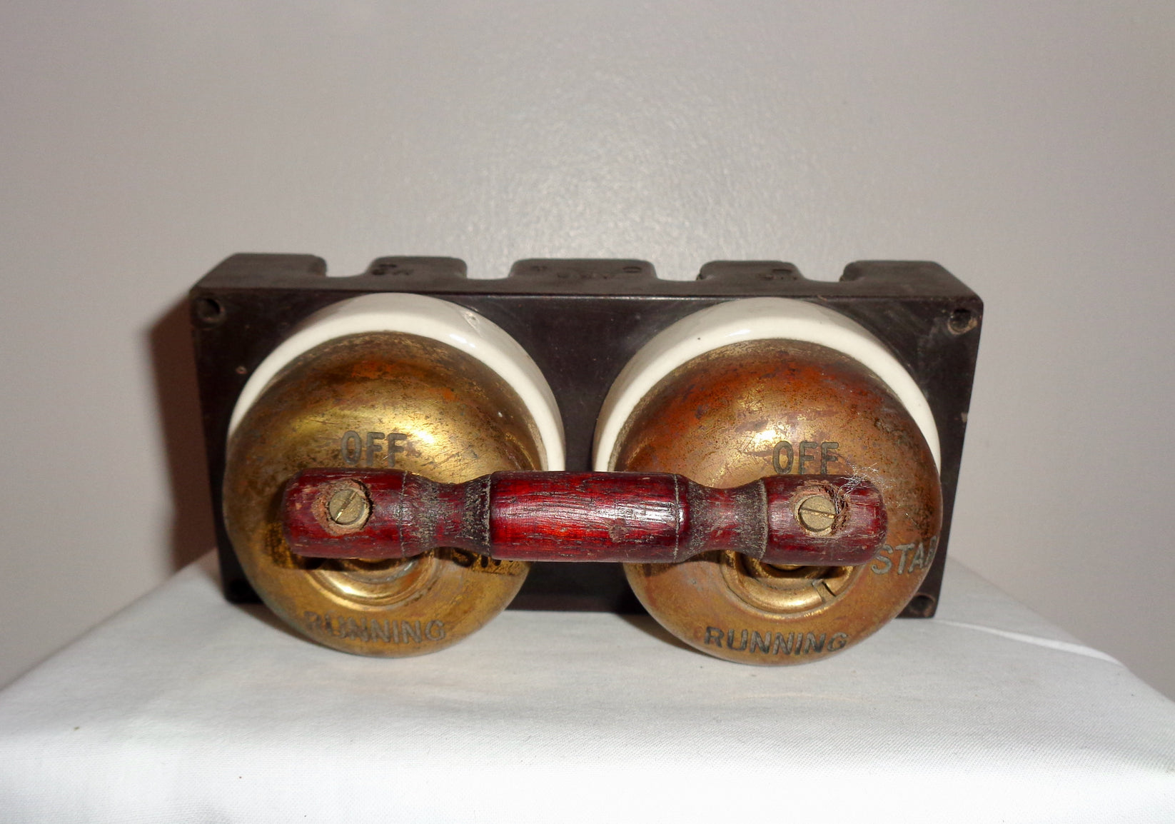 Vintage Aircraft Twin Magneto/Accumulator Switch Type 49 Air Ministry ...
