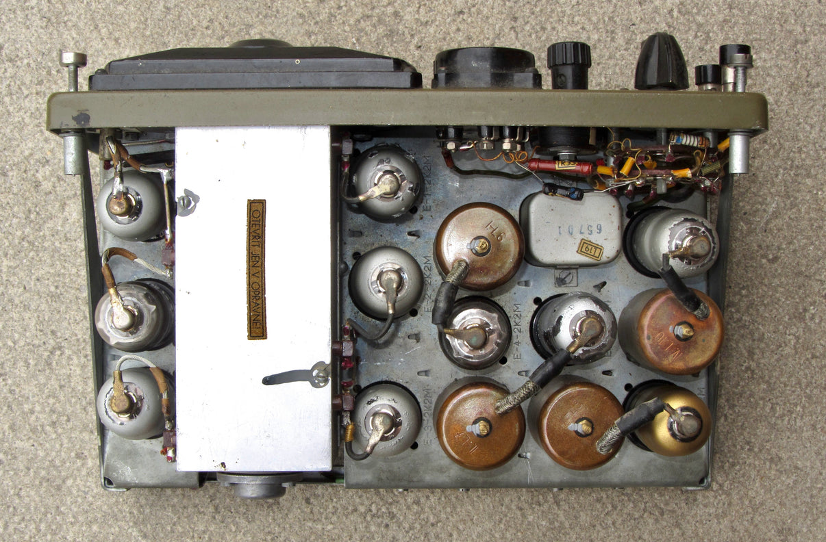 1950s A7B Czech Military Man Pack Valve Transceiver – Mullard Antiques ...