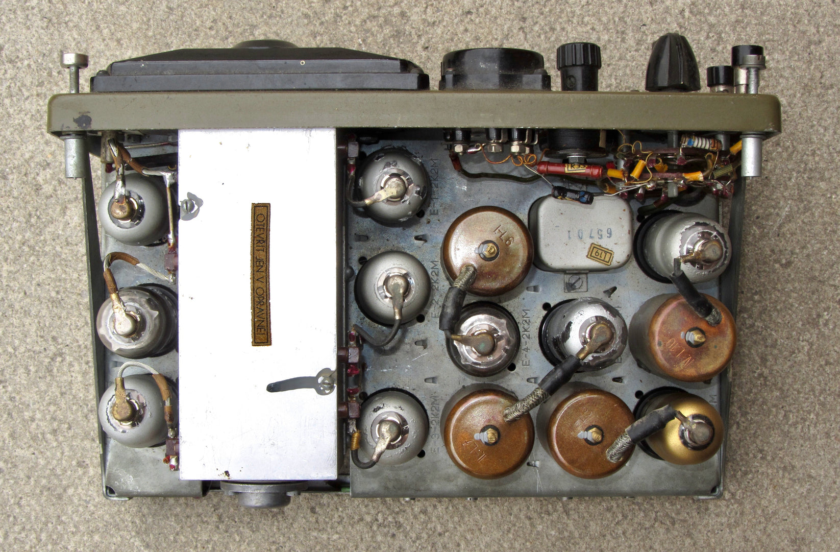 1950s A7B Czech Military Man Pack Valve Transceiver – Mullard Antiques ...