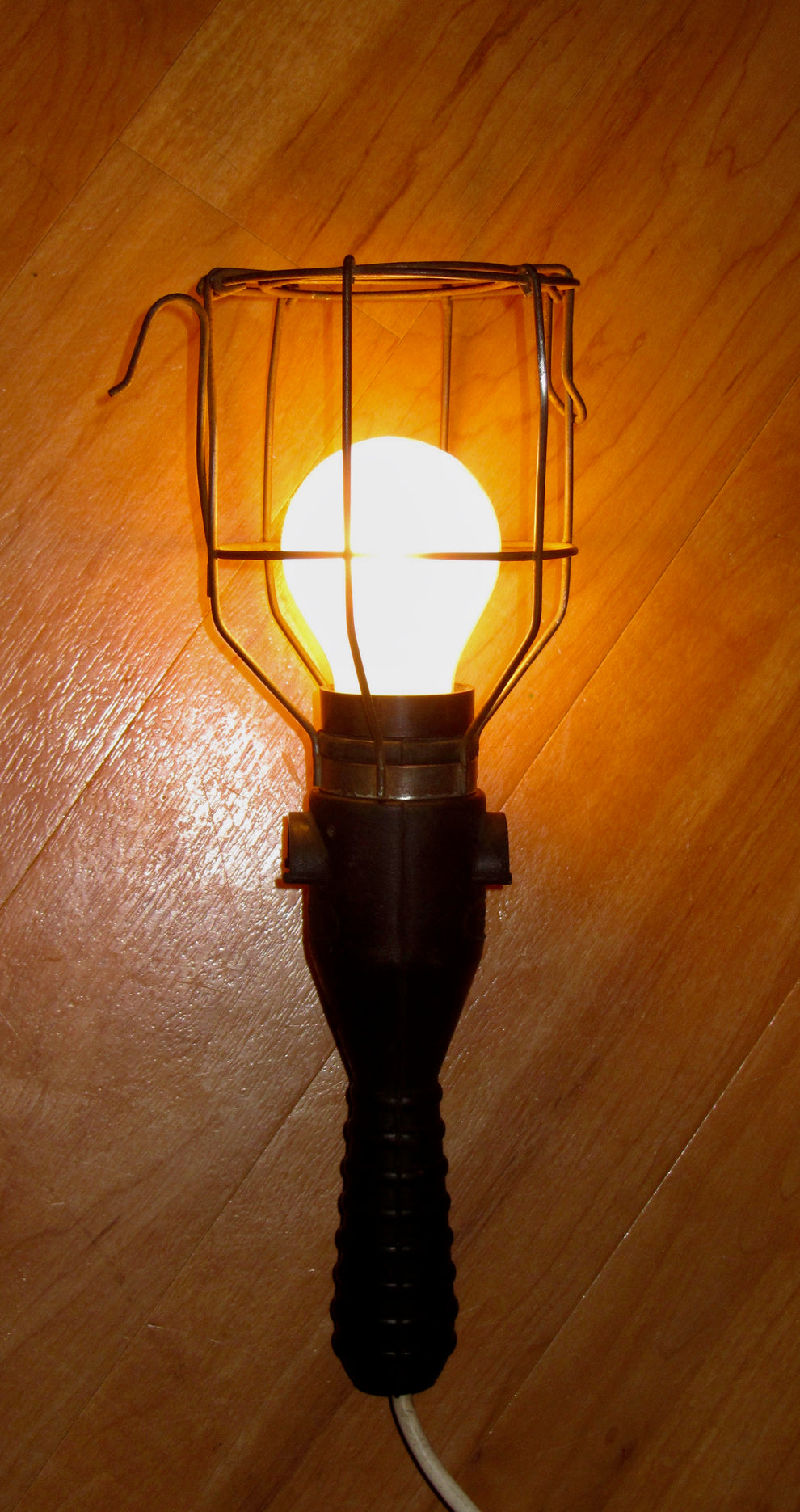 1965 Stadium Inspection Light With Mains Supply Lead – Mullard Antiques ...