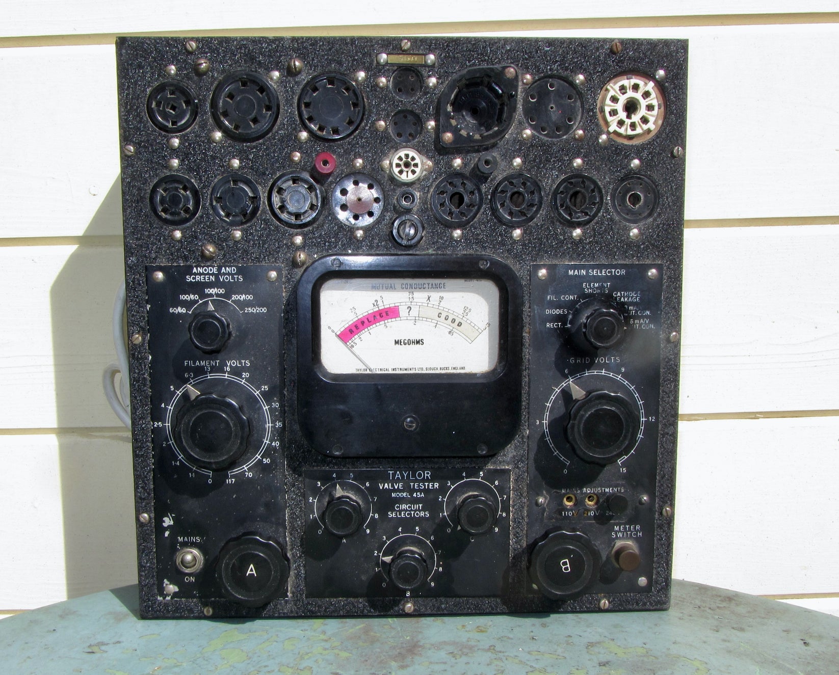 1950s Taylor Model 45A Series 2 Valve Tester With Instruction Manual ...