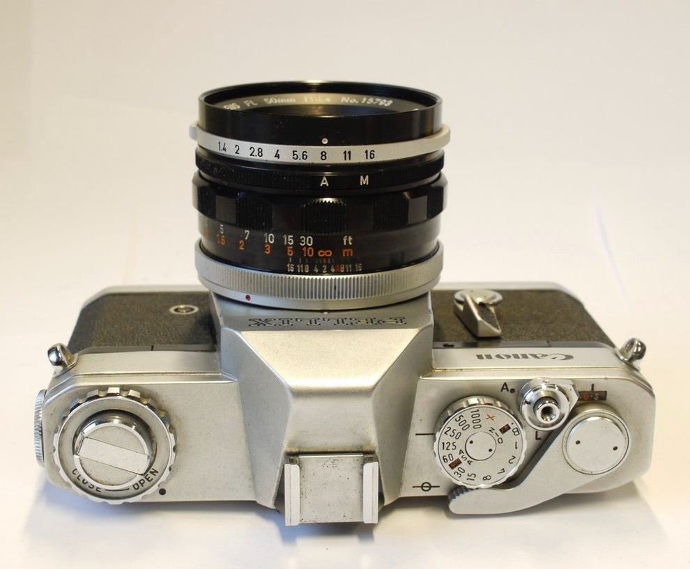 1960s Canon Pellix 35mm SLR Camera No.113691 With 50mm 1:1.4 Lens And ...